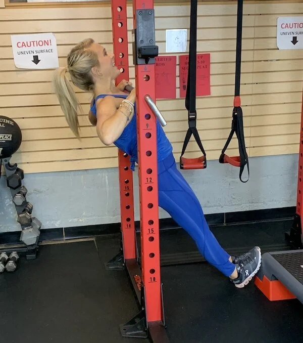 💥Want to Improve Your Posture? Pull Up Progression Inside💪🏼 — TransFit