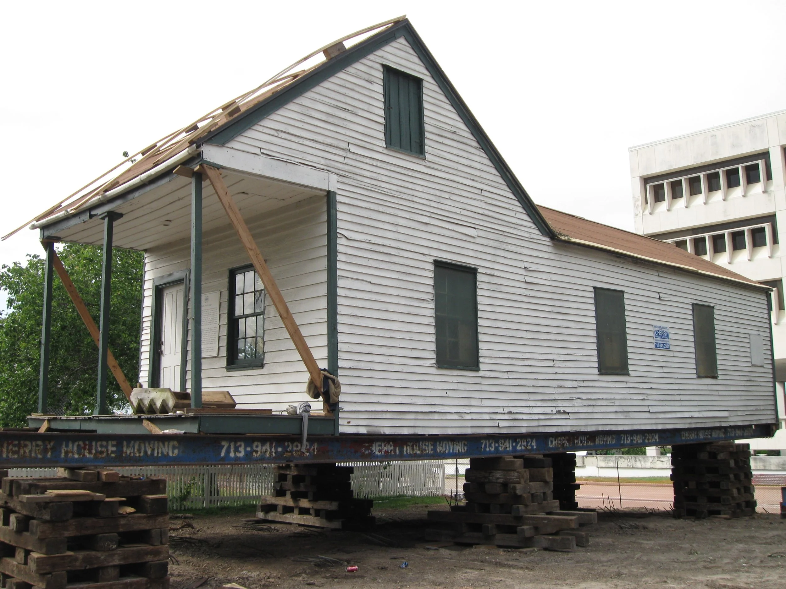 House Moving in Houston, Then and Now — The Heritage Society