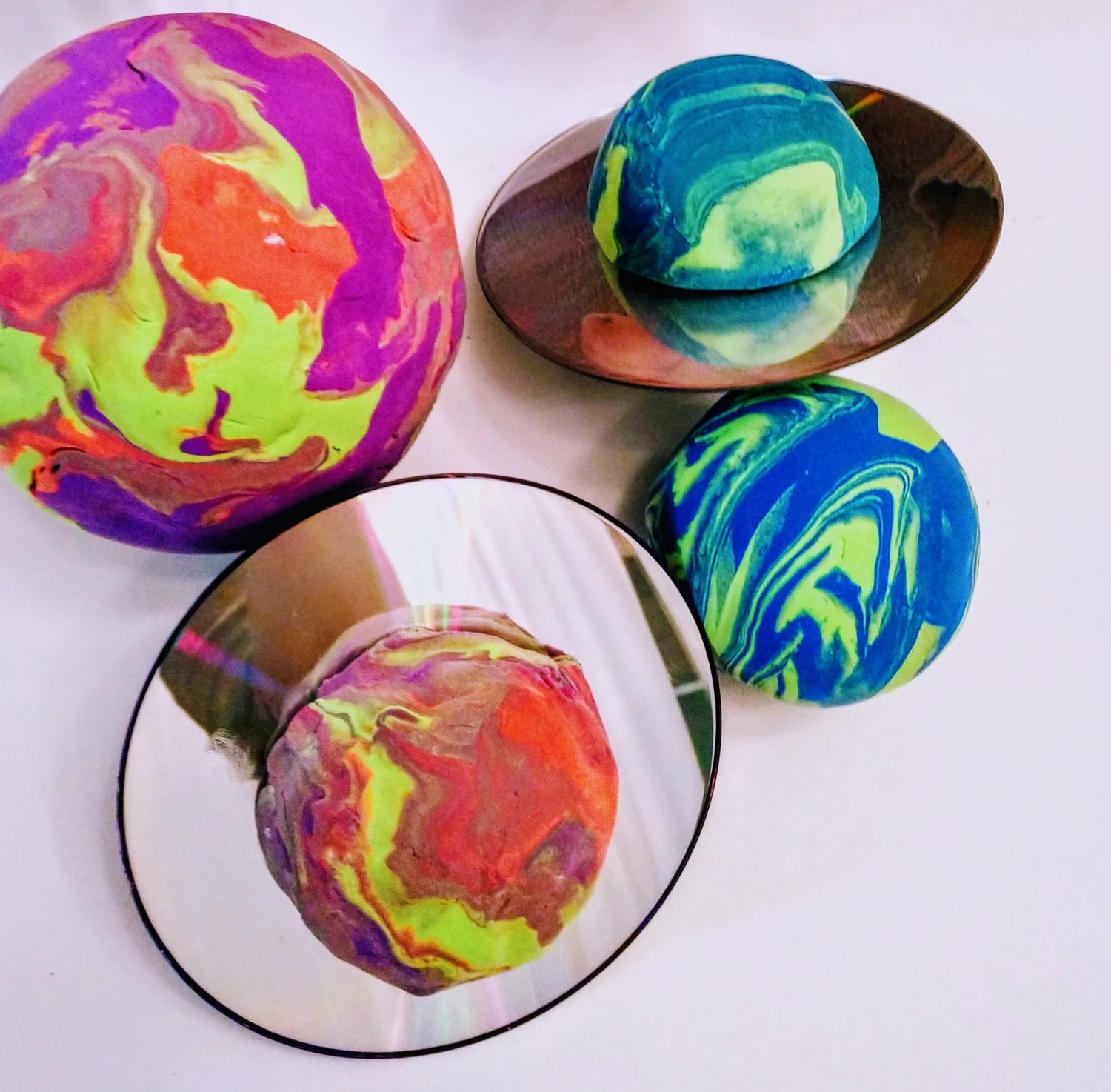 DIY Marbled Planets — Blog & DIY Resources | Kid Lab: A nonprofit ...