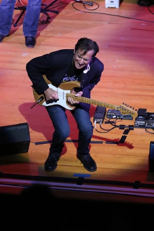 Ken Navarro - Contemporary Jazz Guitarist & Composer