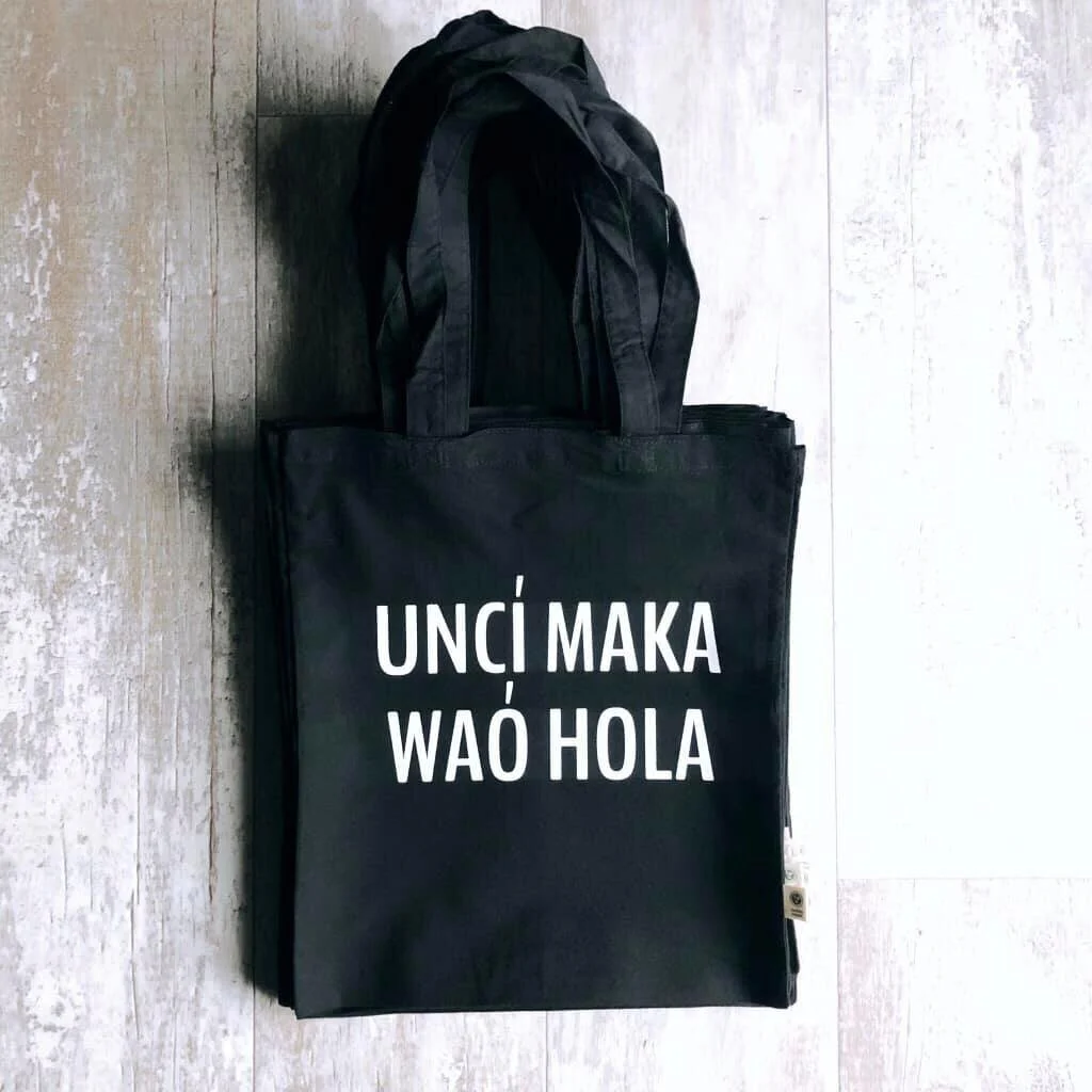 Online Store — Racing Magpie