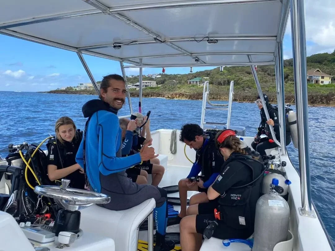 Flying Before and After Diving - Roatan Divers