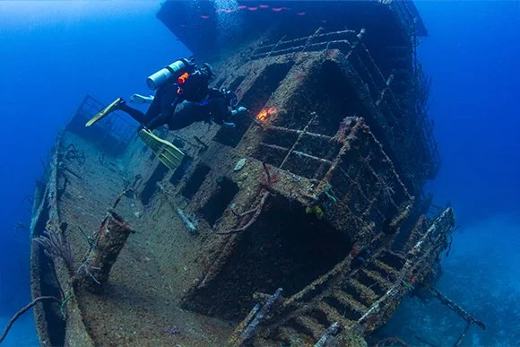 Roatan Divers | Best in boutique diving on Roatan