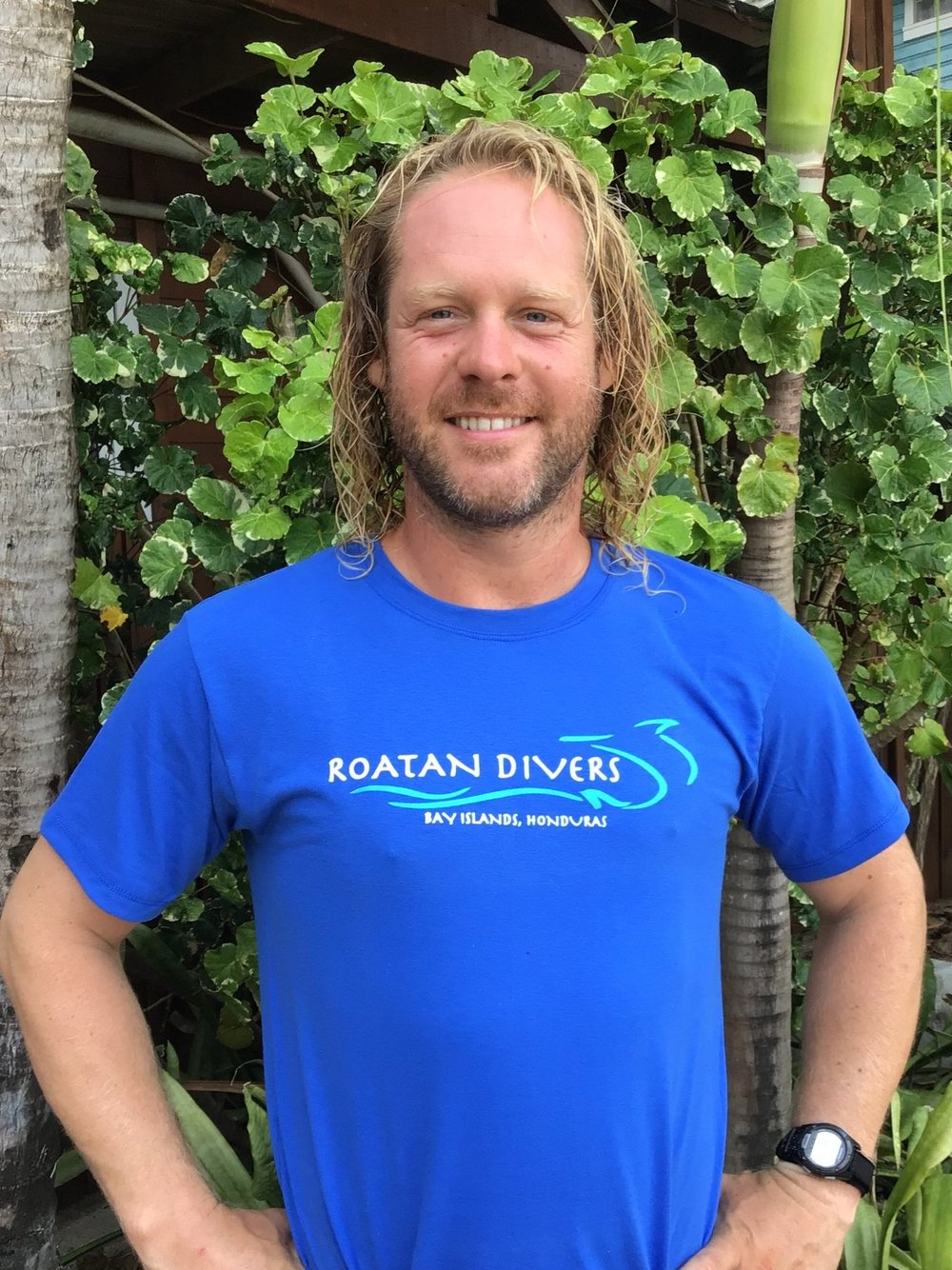 The Team - Meet the PADI Pros of Roatan Divers | West End and Sandy Bay ...