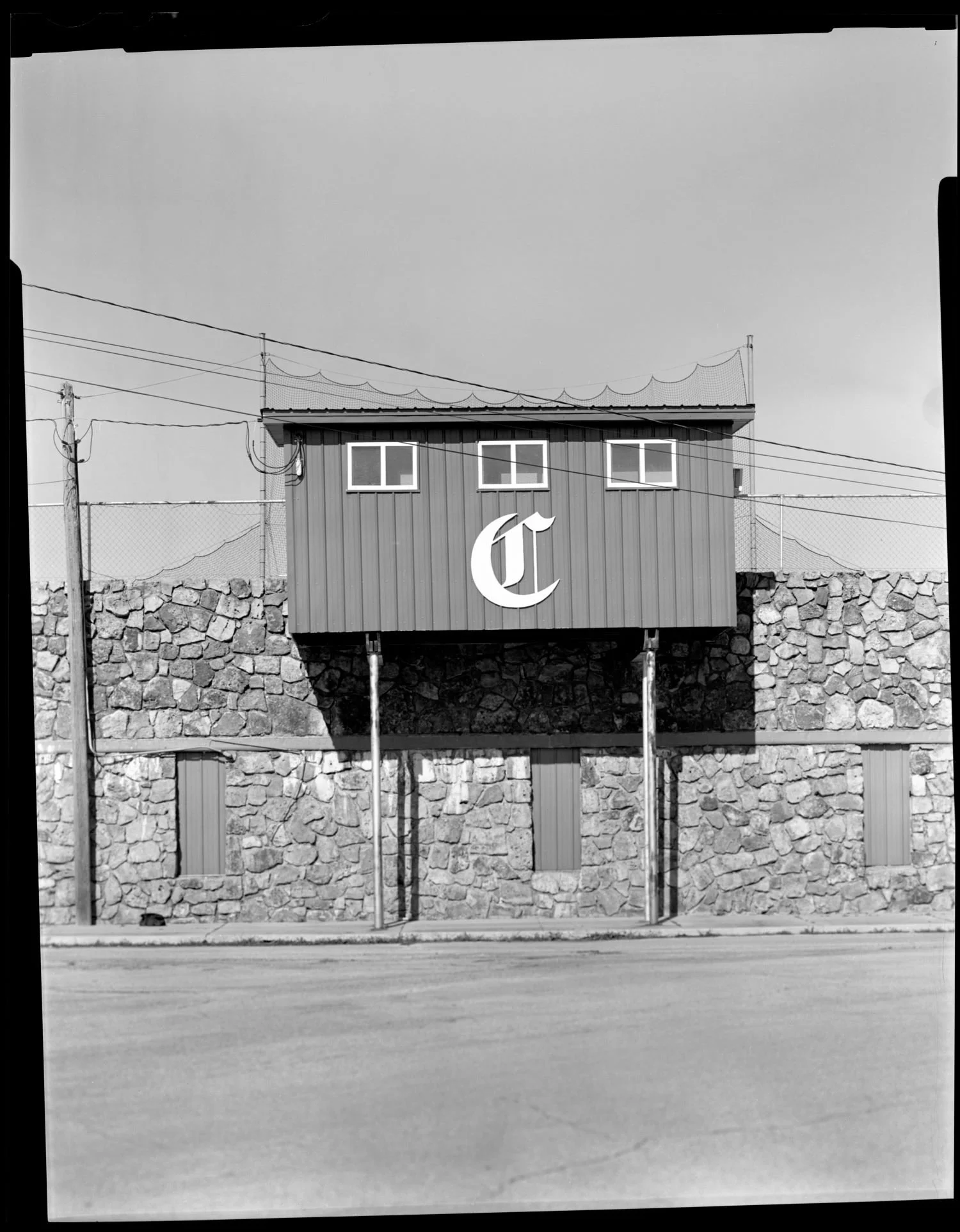 Ozark Giraffe – vernacular architecture of the Ozarks; stone stacked ...