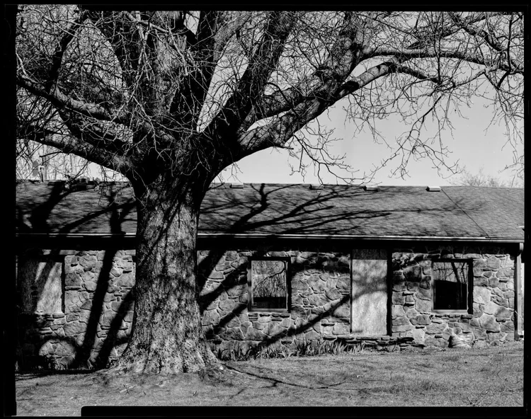 Ozark Giraffe – vernacular architecture of the Ozarks; stone stacked ...
