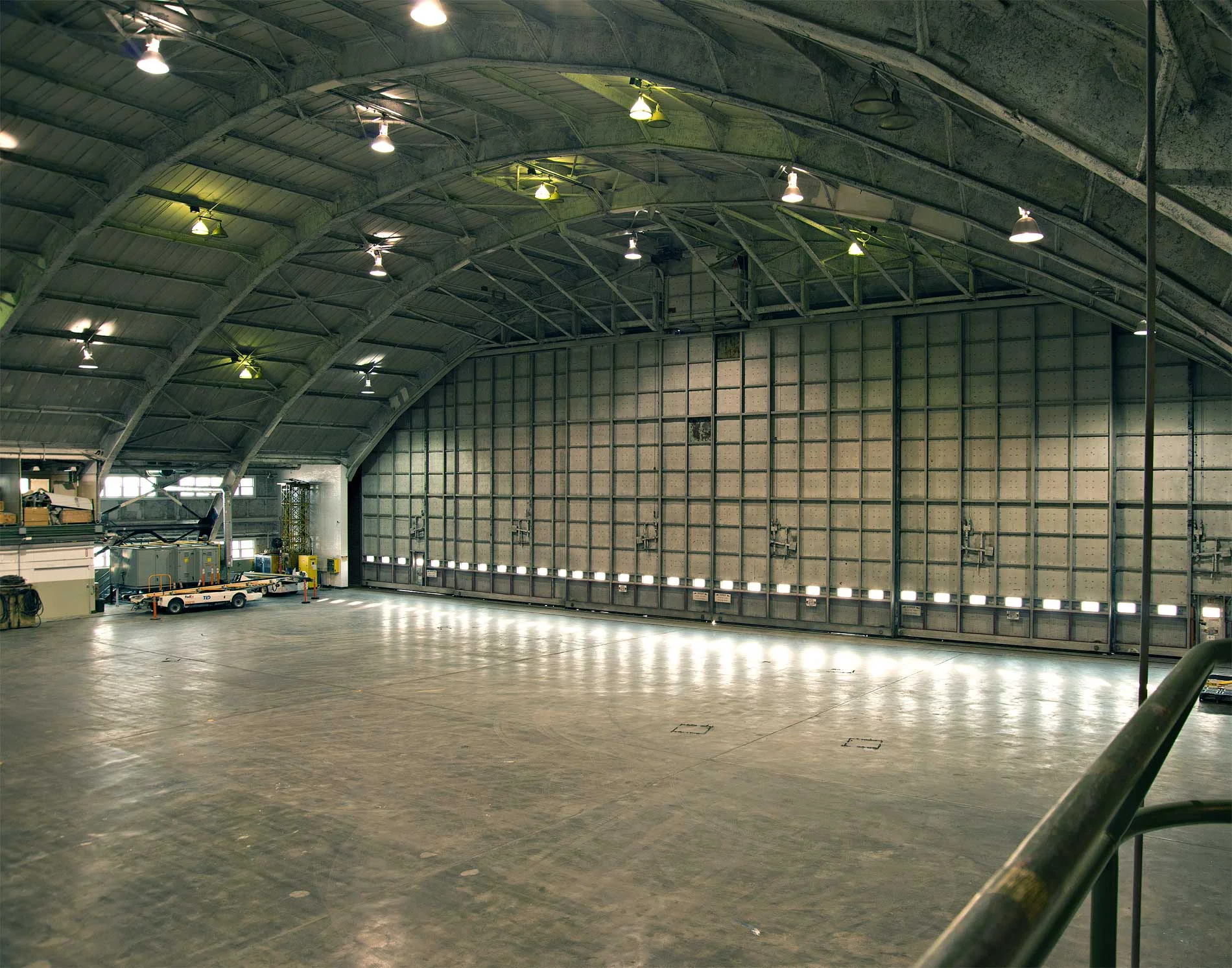 Aircraft Hangar Rental & FBO YXE | Aero Logistics America