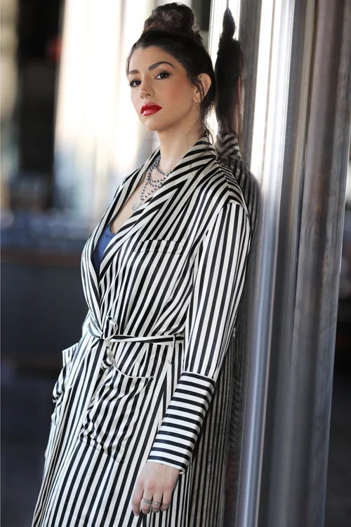 FINDING THE THROUGH LINE WITH JAMIE GRAY HYDER — Athleisure Mag ...