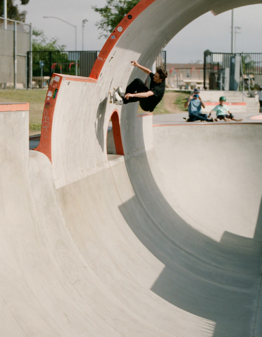 LET IT FLOW WITH CORY JUNEAU — Athleisure Mag™ | Athleisure Culture