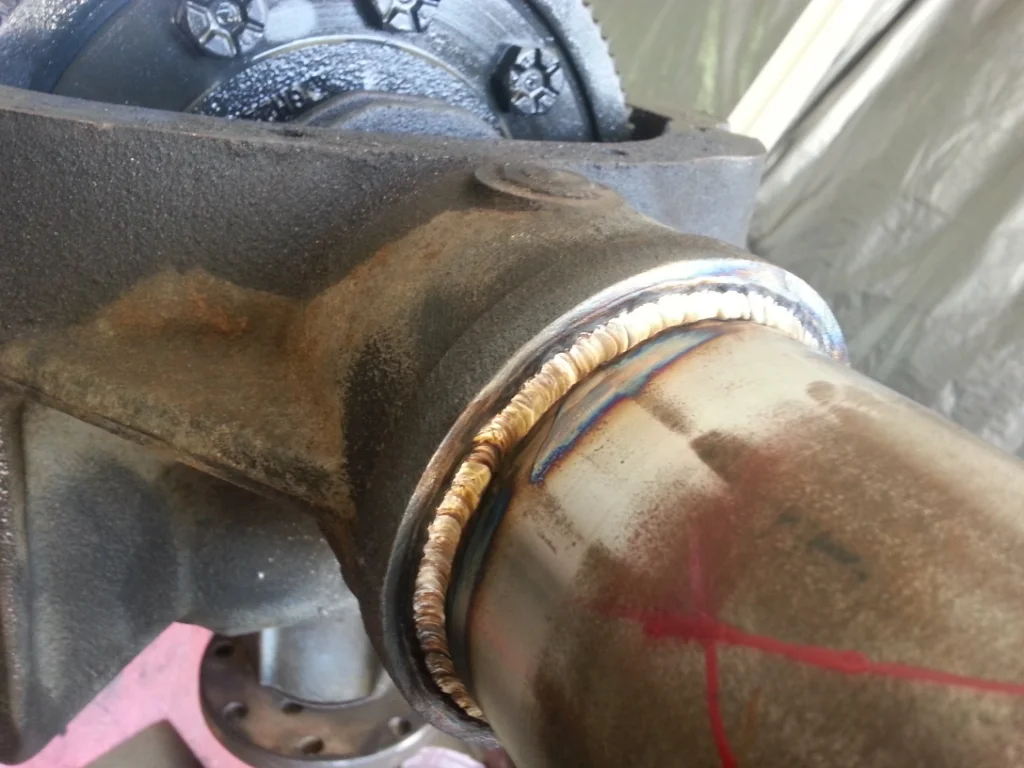 How To Narrow a Ford Explorer 8.8 Rear Axle: Part 3 - Cut & Weld — The ...