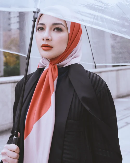 Mad Hat Asia - #GoNaeloFar - The Rebranding of Naelofar
