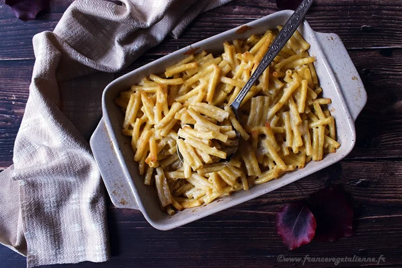Gratin de macaronis lyonnais (végétalien, vegan) — France vegetalienne