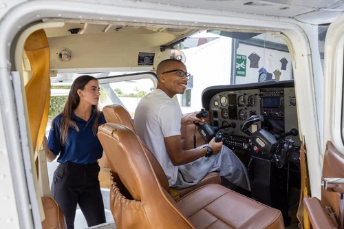 Florida Aviation School - Flight Center International