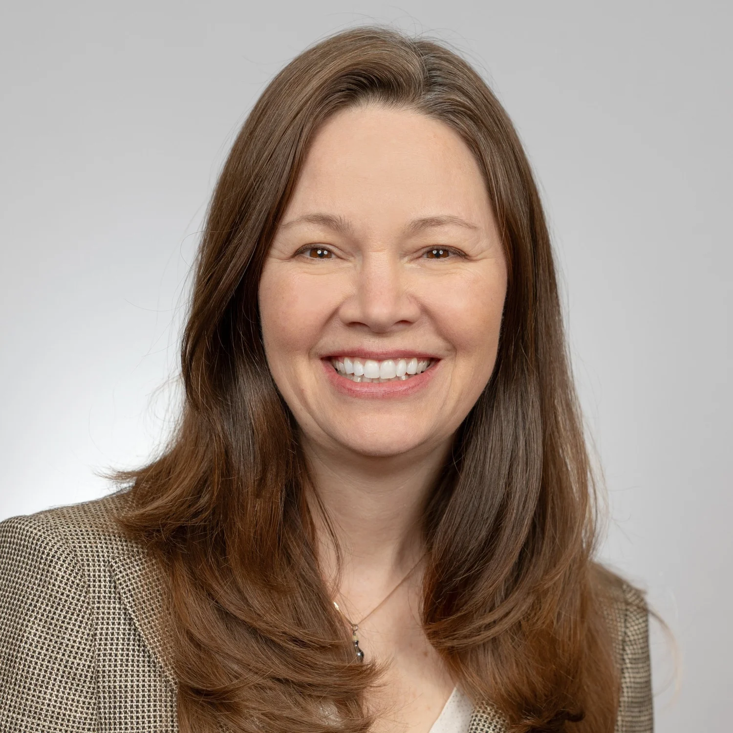 Amy Daniewicz Bio — Impact Fund
