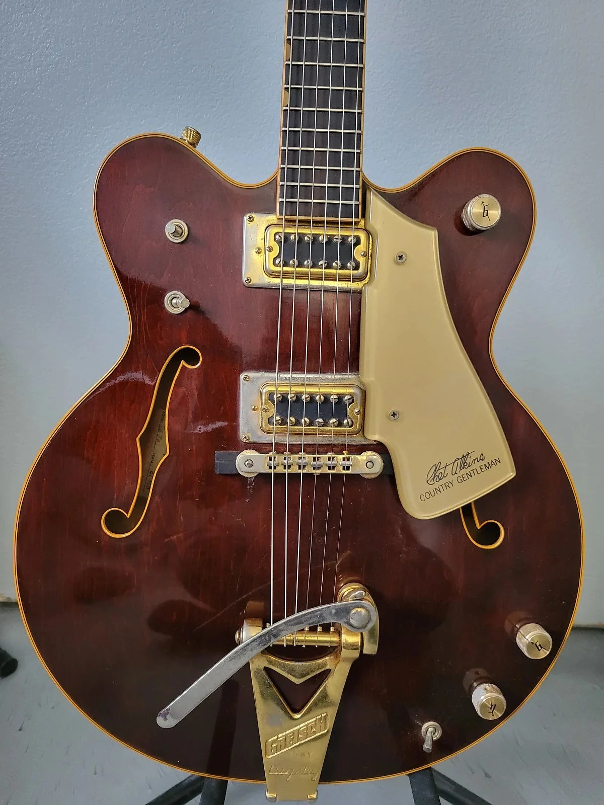 Cross-Use of Paper Labels and Serial Numbers in Gretsch Guitars, Banjos ...