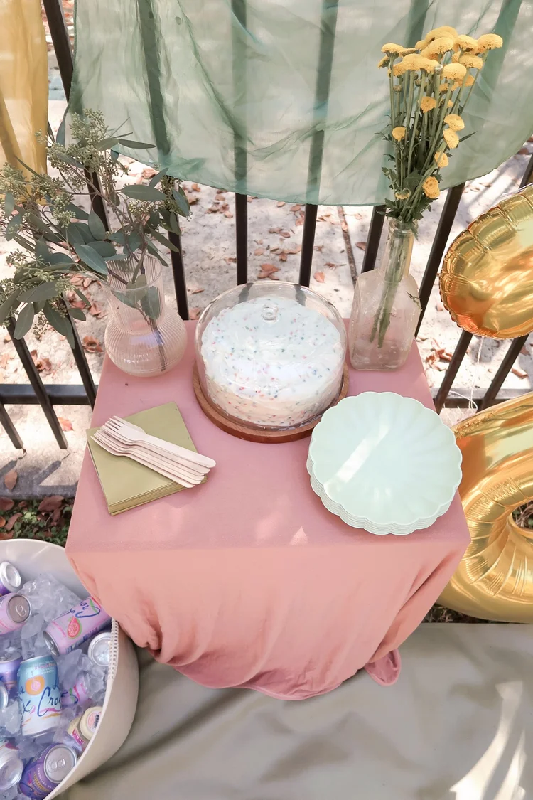 a sweet, simple, second birthday party in the park — alex p. hood