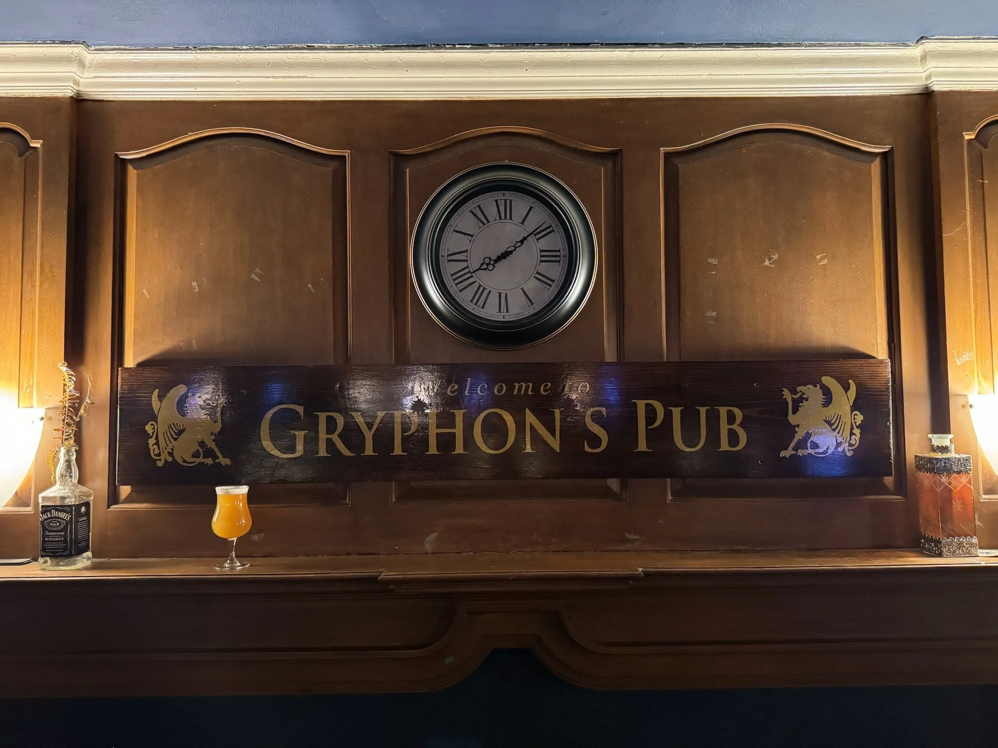 Gryphon's Pub