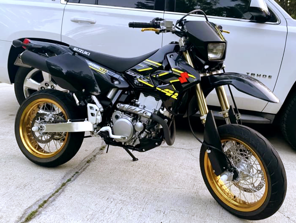 2018 SUZUKI DRZ400SM SUPERMOTO — Motorcycle Clinic