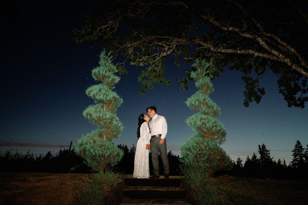 Oregon Vineyard Weddings & Wine - Zenith Vineyard Oregon Vineyard Weddings & Wine - Zenith Vineyard