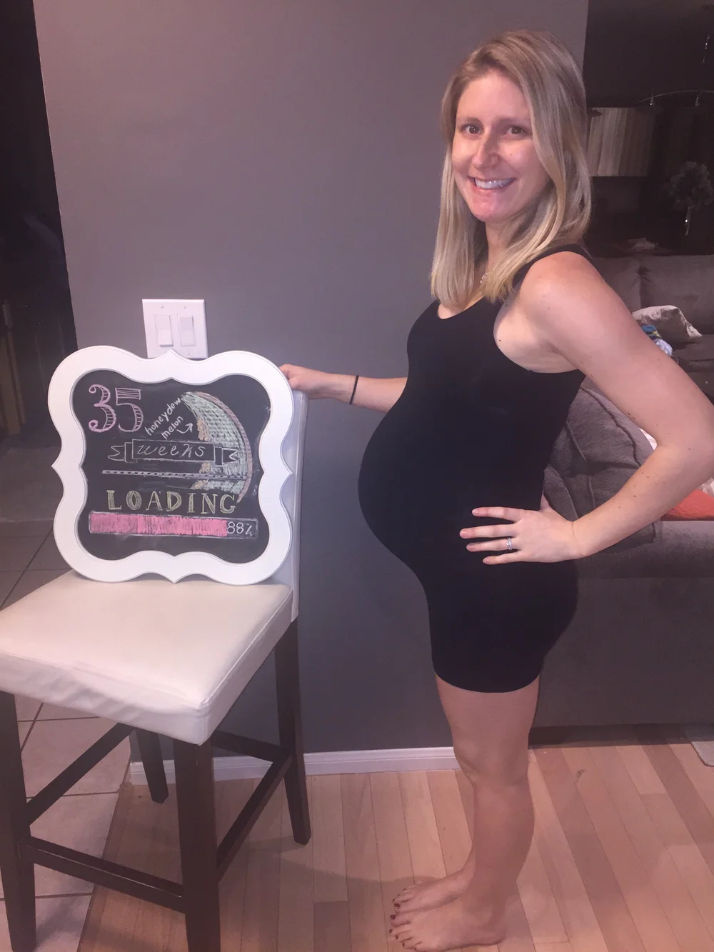 35 Weeks Pregnant Belly