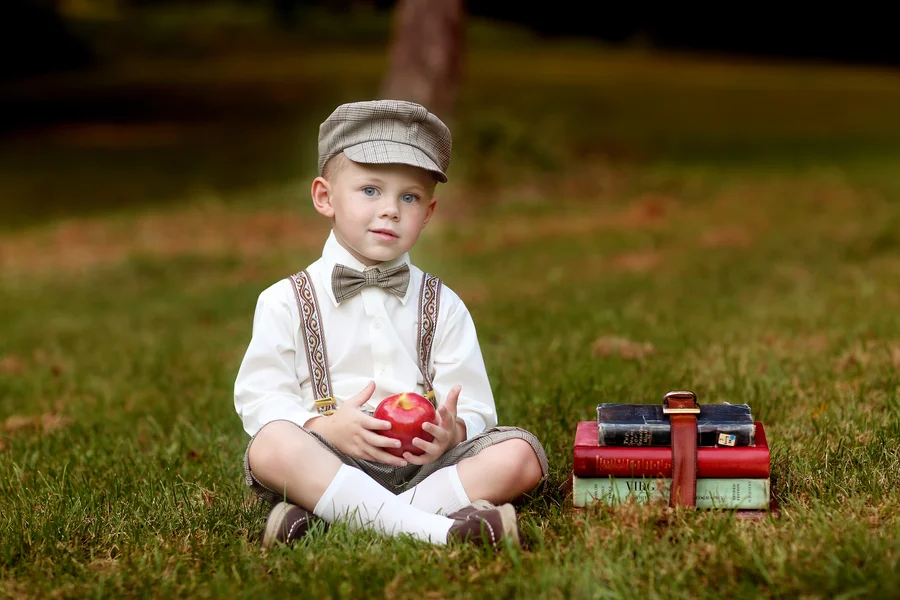 Huck Finn Styled Kids Photos — Jenn Hallak