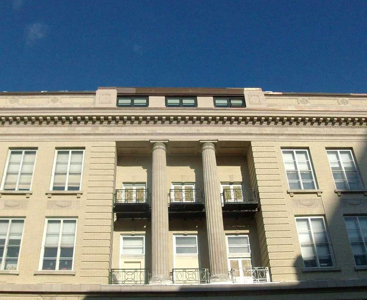Face School, Montreal, Quebec, Canada — Darwen Terracotta