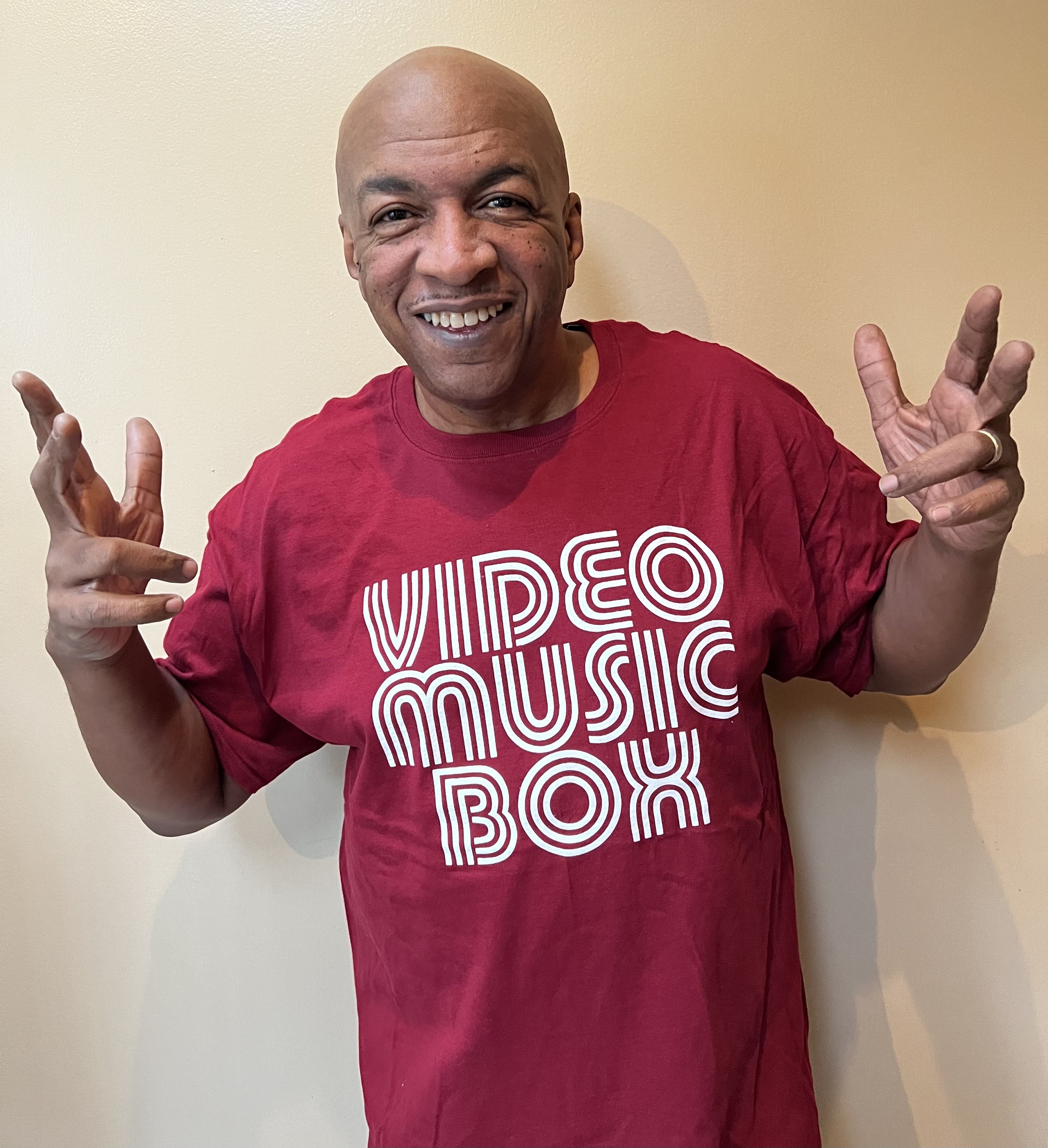 VMB SHOP — Video Music Box