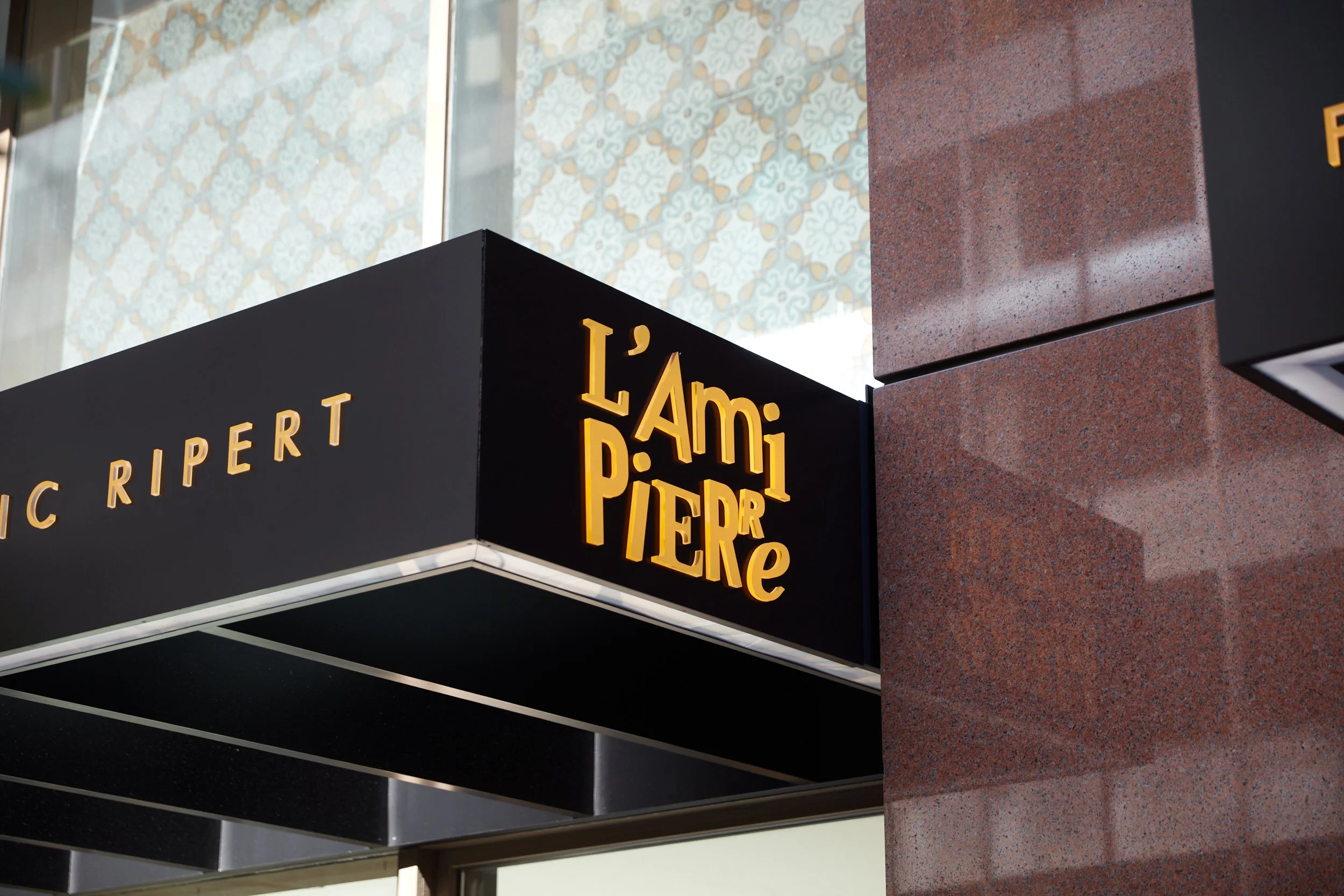 Spacesmith — L’Ami Pierre