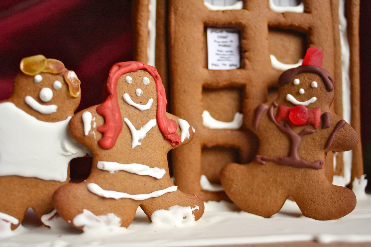 How To: Build Your Own Gingerbread Tardis — Sugared Nerd