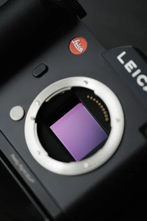 In Review: The Leica SL (Typ 601) - A Long-Term Review in 2020 — SILAS CHU