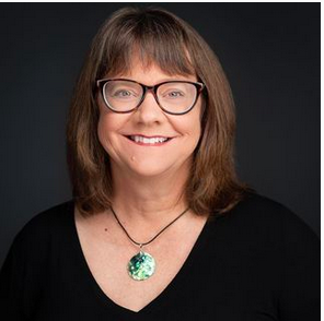 Becky Becker's Instagram, Twitter & Facebook on IDCrawl