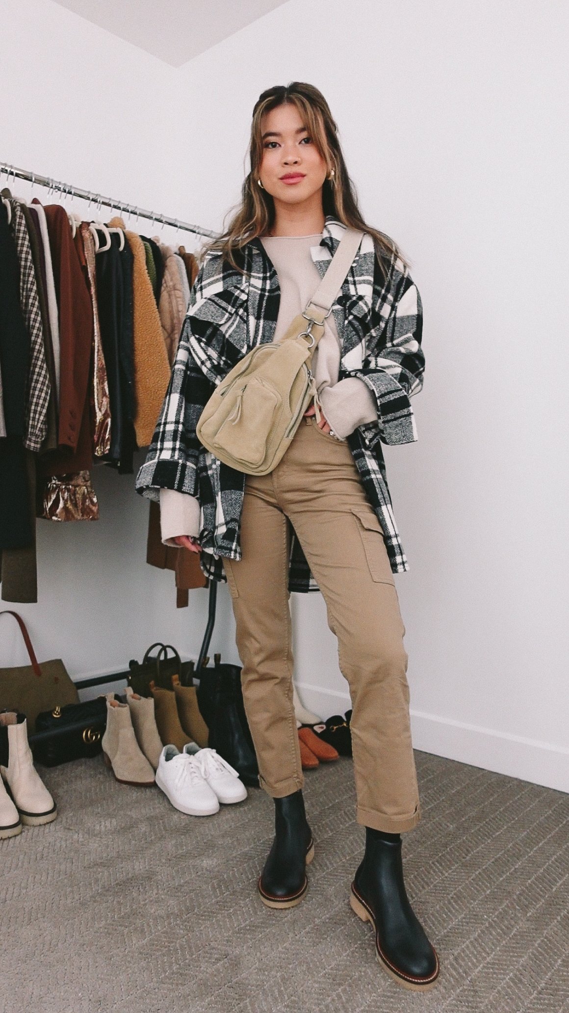 Fall Lookbook | 15 Easy Fall Outfit Ideas For Colder Weather 2022 — by ...