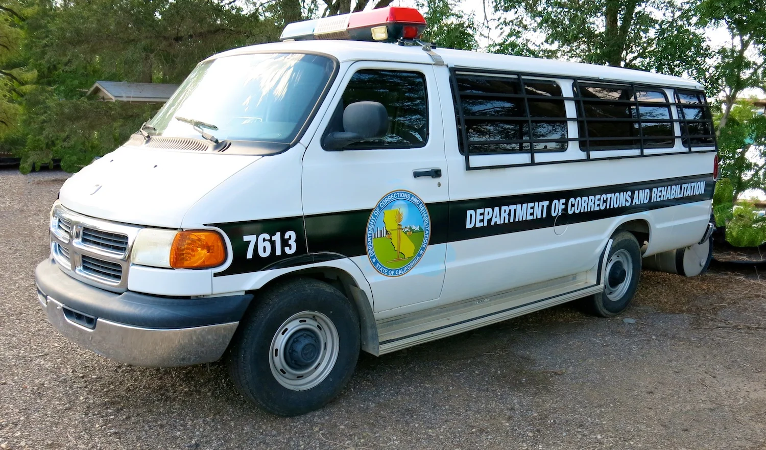 Buses & Vans - Picture Vehicles — Elliott Location Equipment