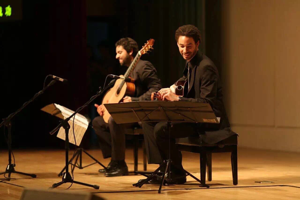 The Sixth Fret — Thomas Flippin