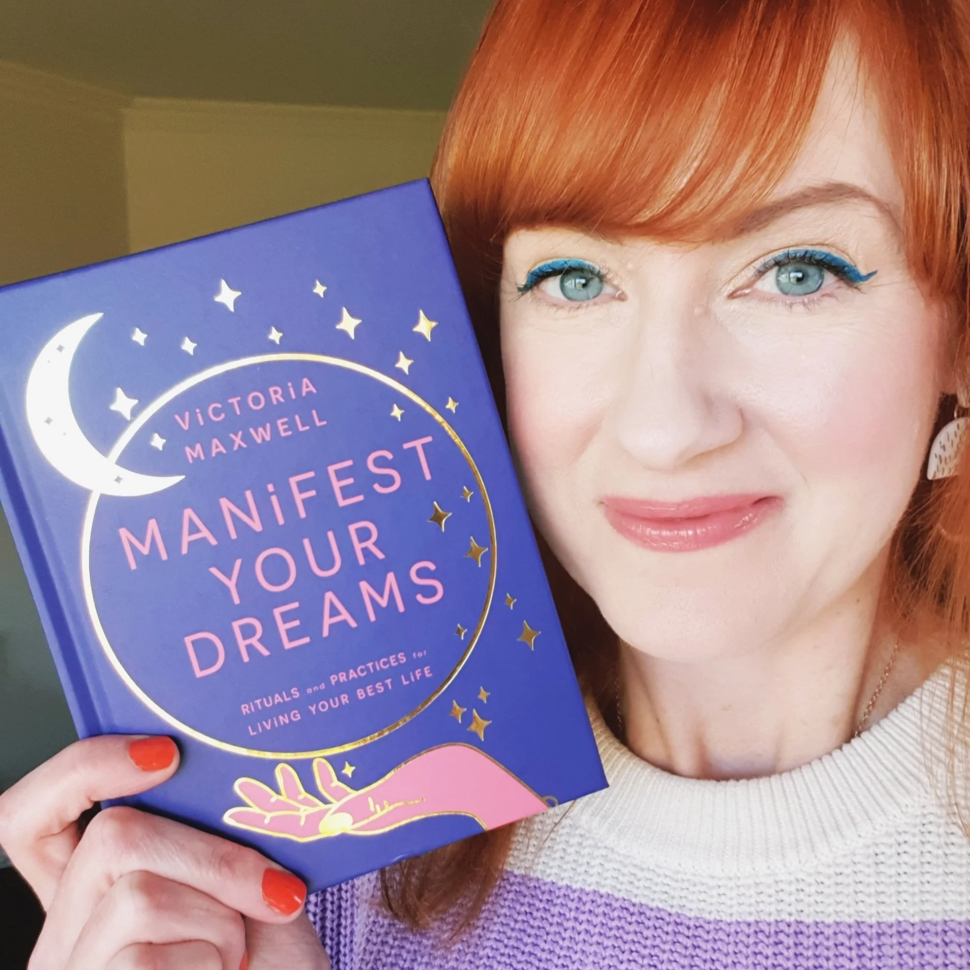 Astrology for Fiction Authors — VICTORIA "VIX" MAXWELL
