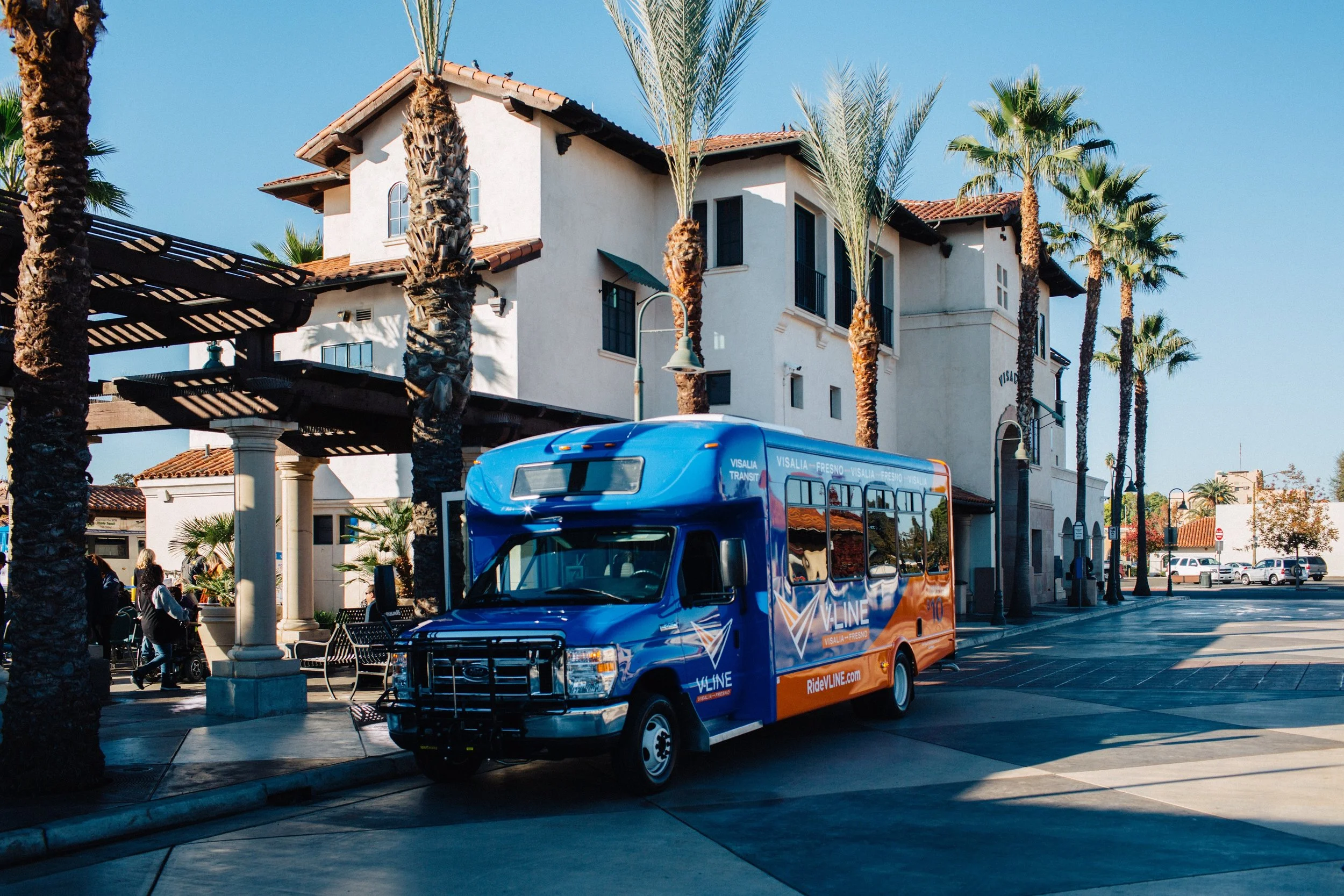 Visalia-Fresno Shuttle Serves Students, Travelers, and Residents ...