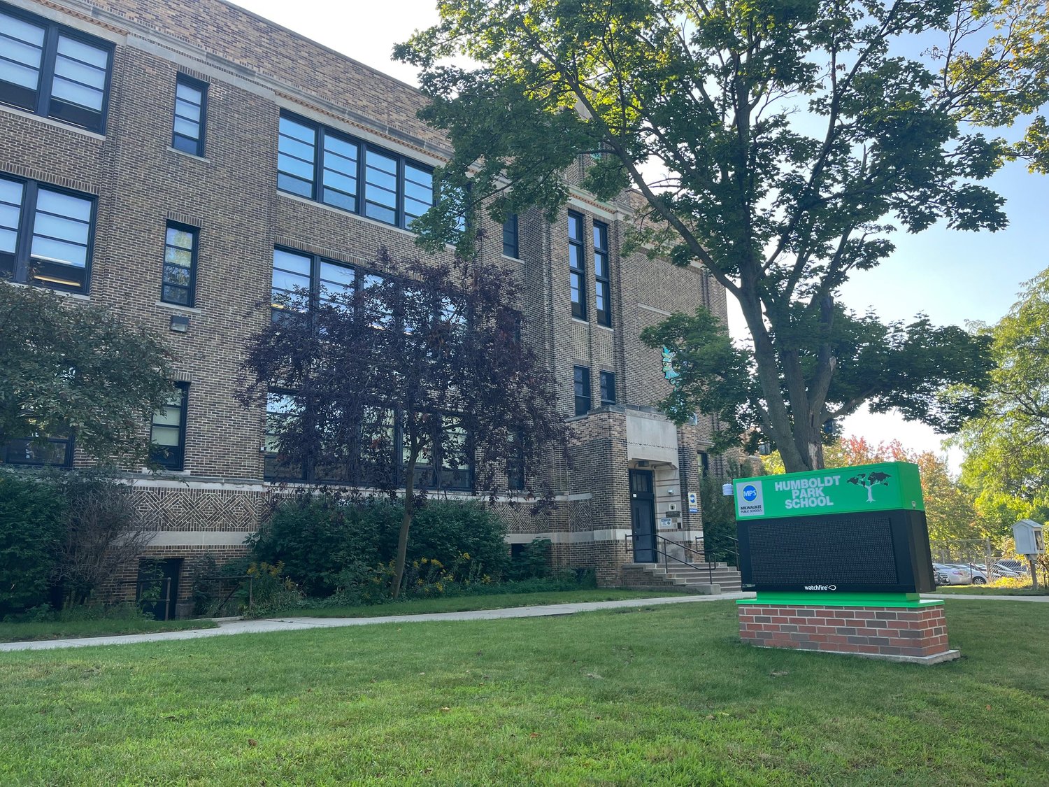 Humboldt Park — Reflo