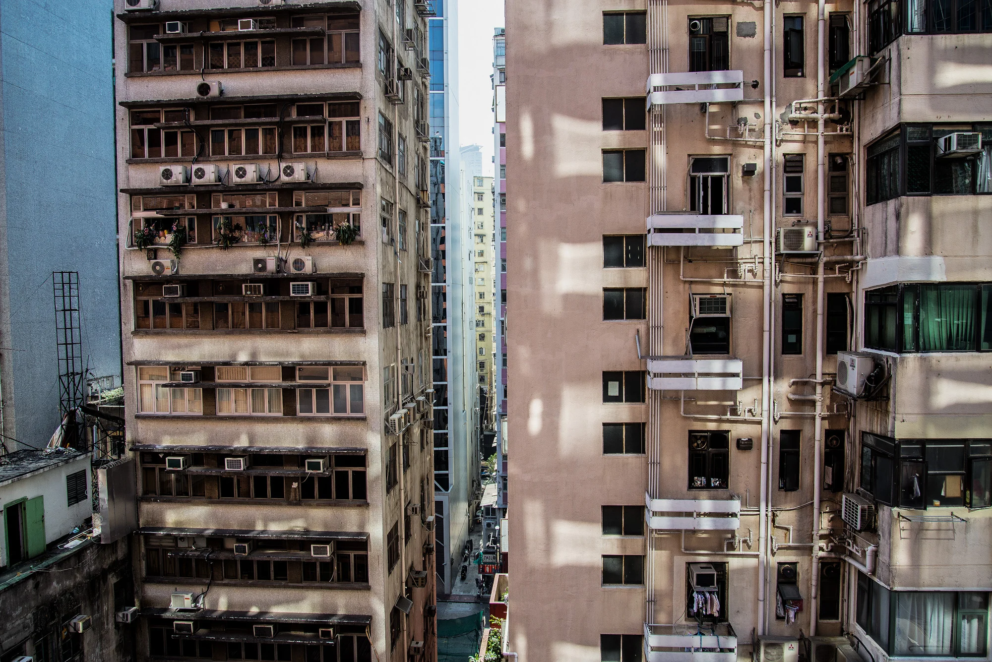 Hotel Daze: the world from hotel windows — BeautifuldazeBEAUTIFULDAZE