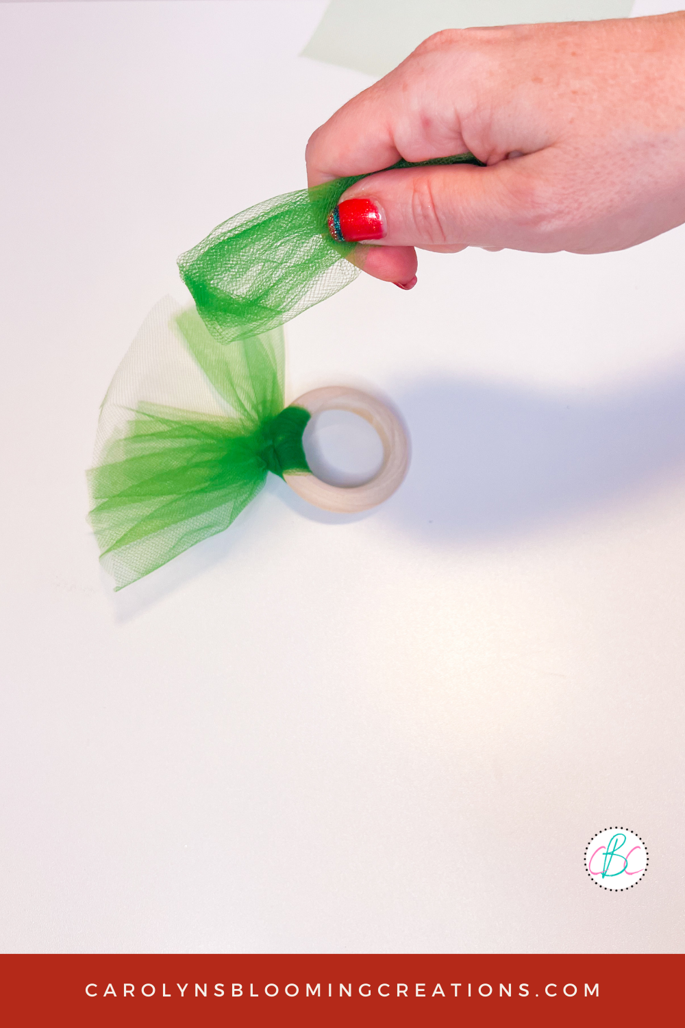 How To Make a Tulle Christmas Wreath Ornament — DIY Home Improvements ...