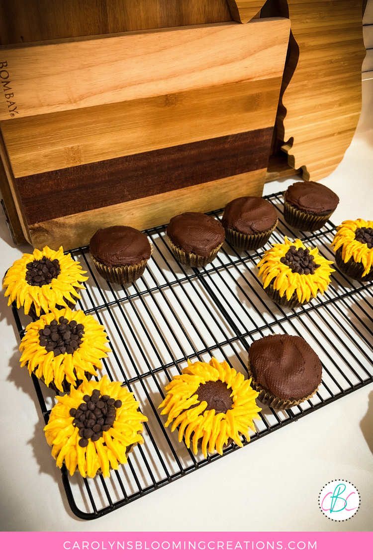 Vincent van Gogh Sunflowers Cupcakes — DIY Home Improvements Carolyn's ...