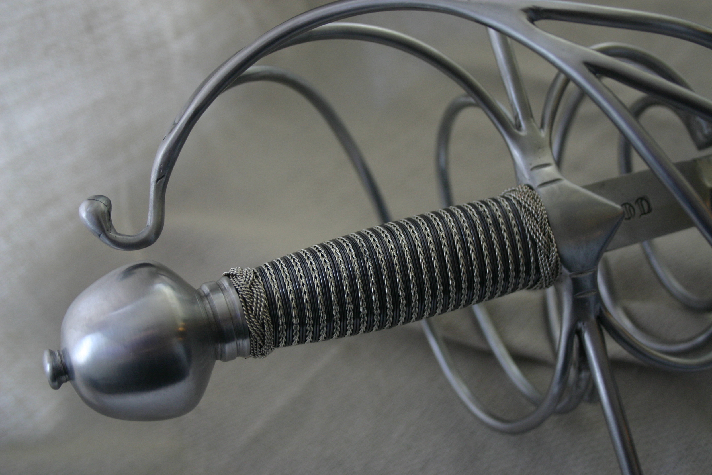 Loop Hilt Rapier — Jesse Belsky Stageswords
