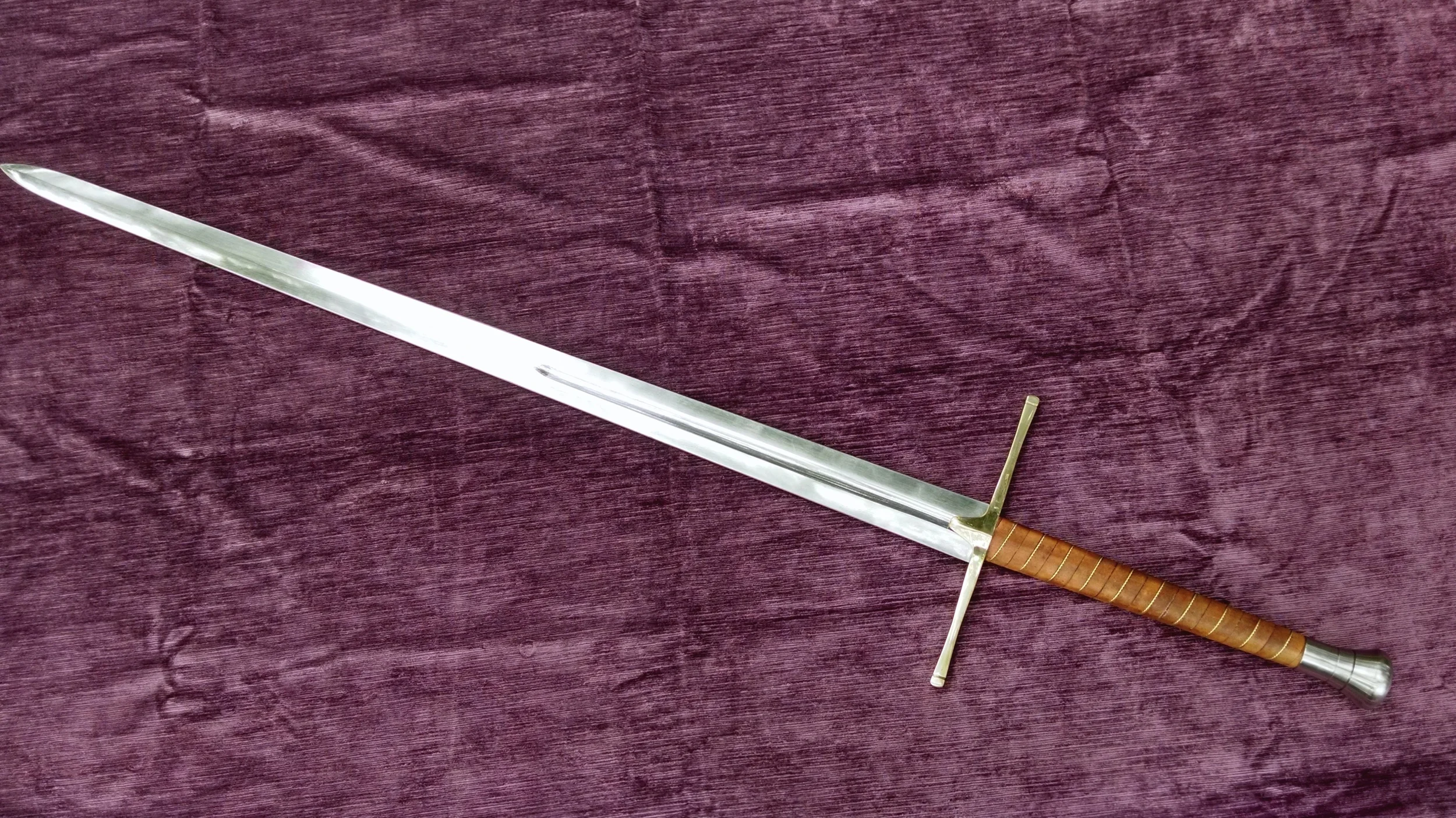 Aluminum Two Handed Broadsword — Jesse Belsky Stageswords