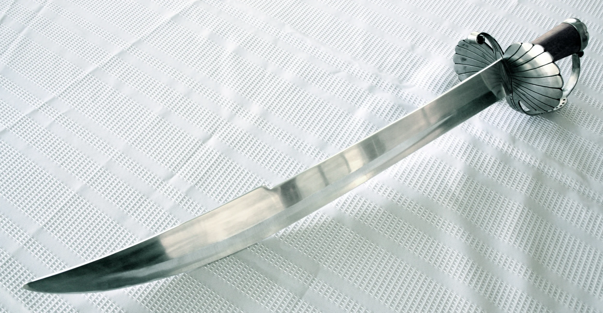 Clamshell Cutlass — Jesse Belsky Stageswords