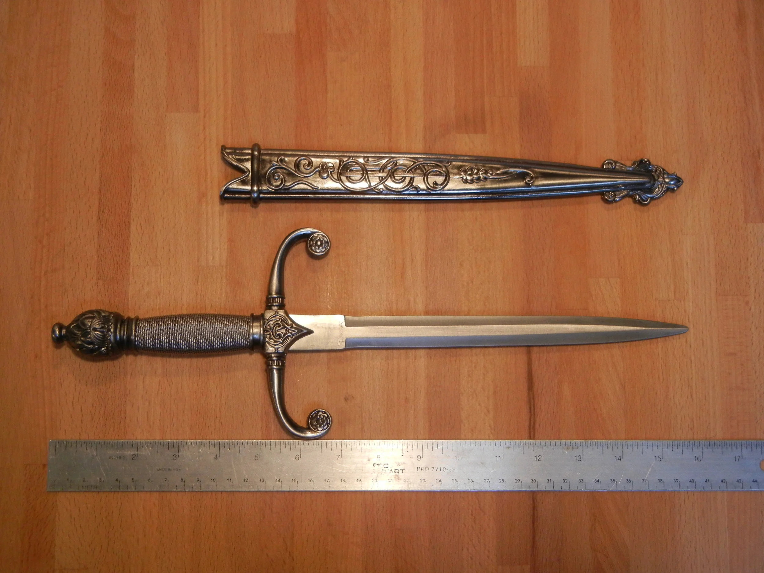 Ornate Renaissance Dagger — Jesse Belsky Stageswords
