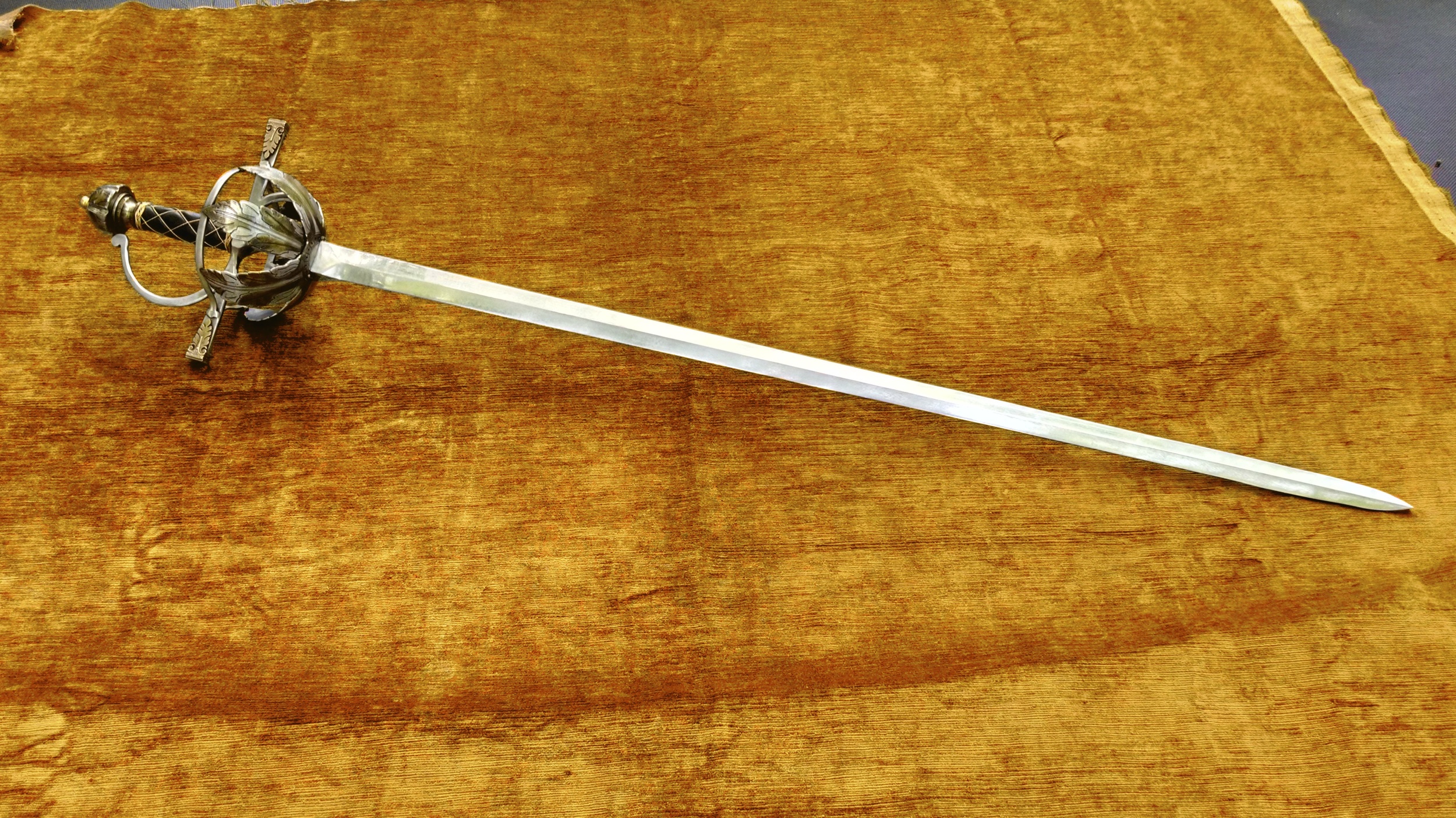 Leaf Cup Rapier — Jesse Belsky Stageswords