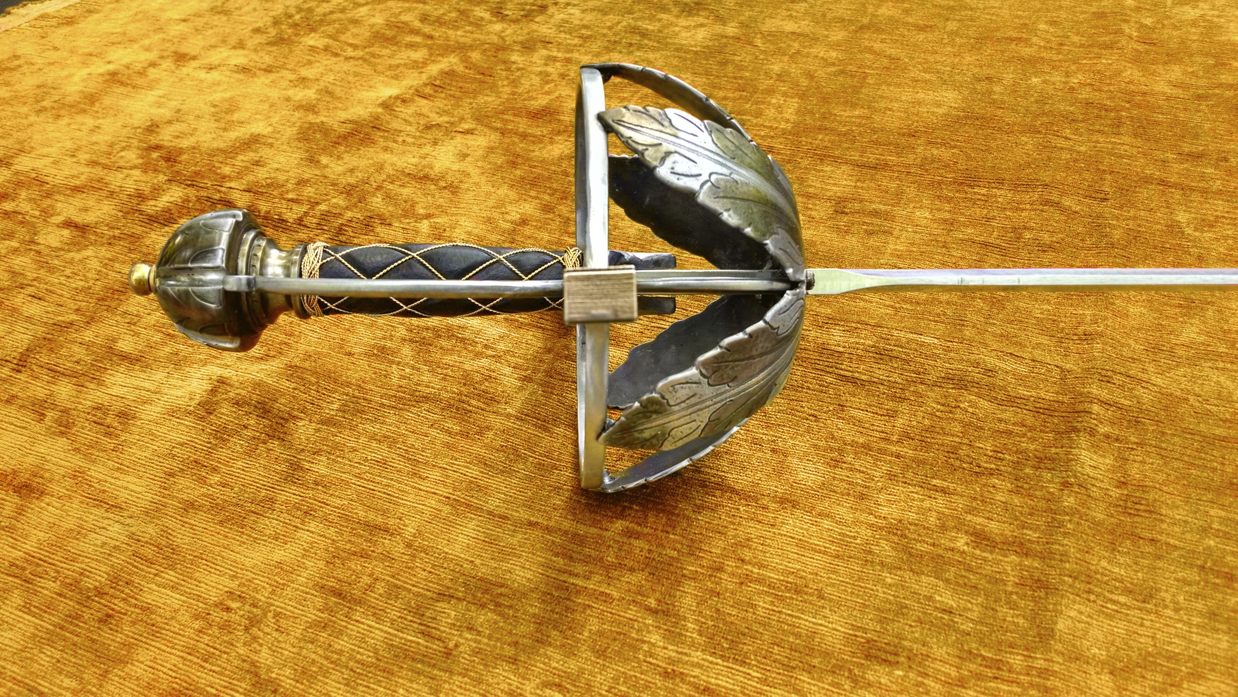 Leaf Cup Rapier — Jesse Belsky Stageswords