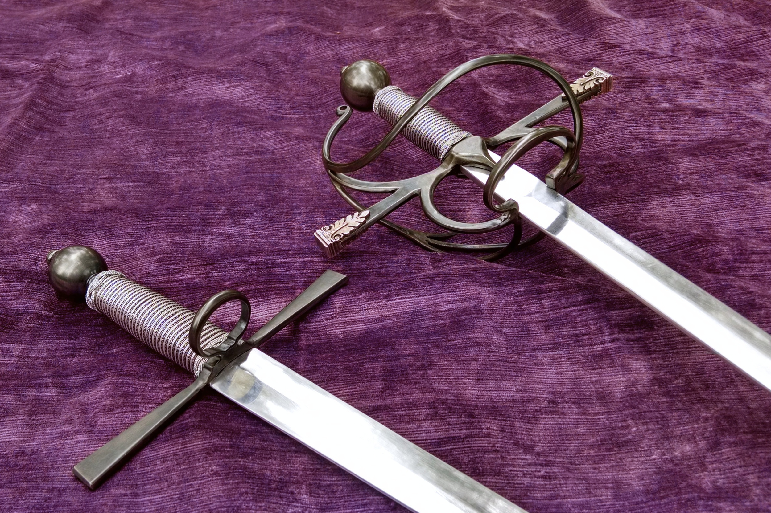 Pair of Aluminum Rapiers & Daggers — Jesse Belsky Stageswords
