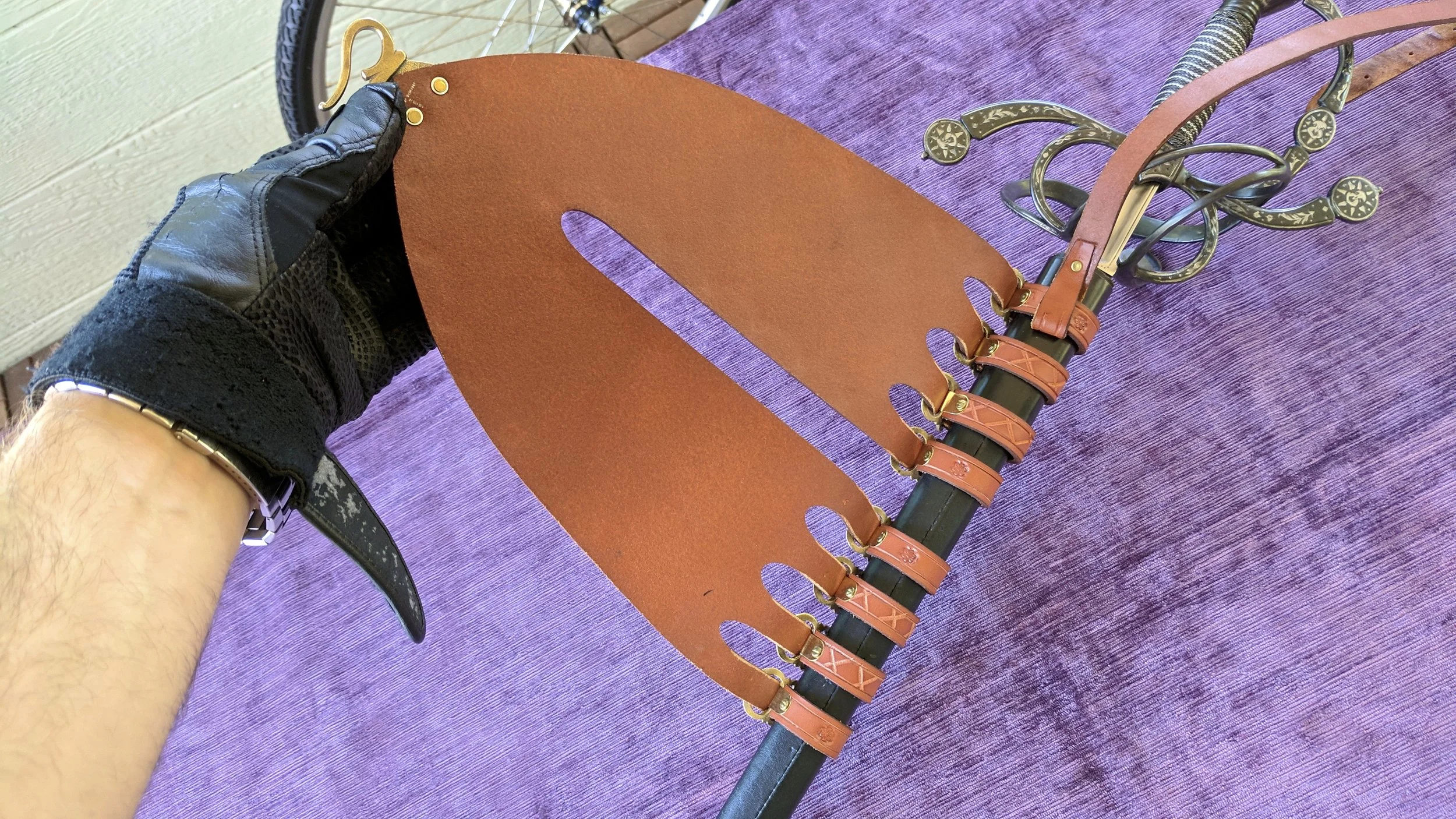 Tooled Rapier Carrier 1 — Jesse Belsky Stageswords