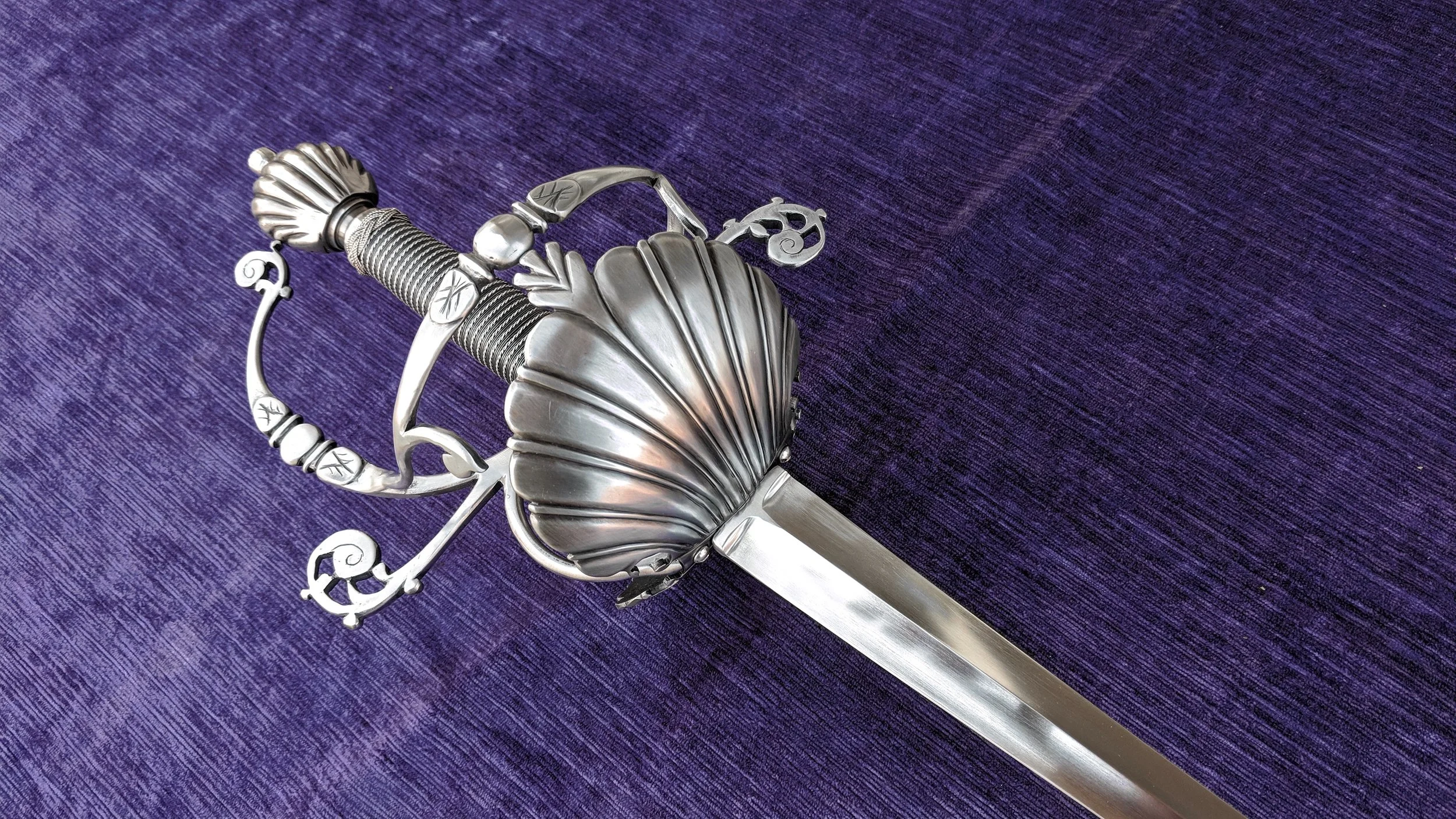 Shell Hilt Rapier — Jesse Belsky Stageswords