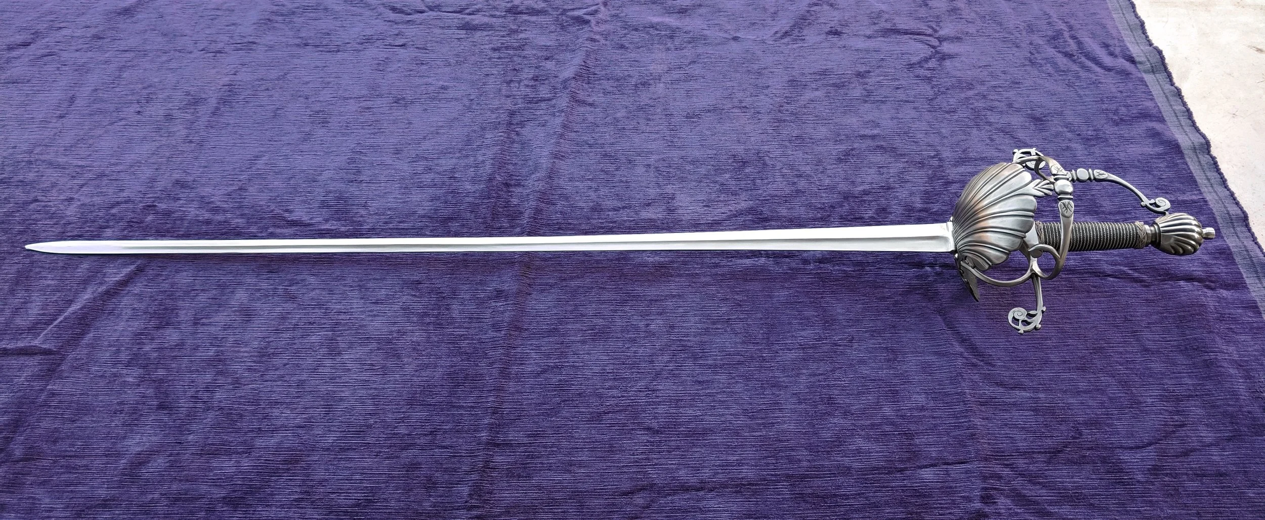 Shell Hilt Rapier — Jesse Belsky Stageswords